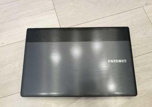 Ноутбук Samsung NP300, i3-2350,6 гб, 520MX