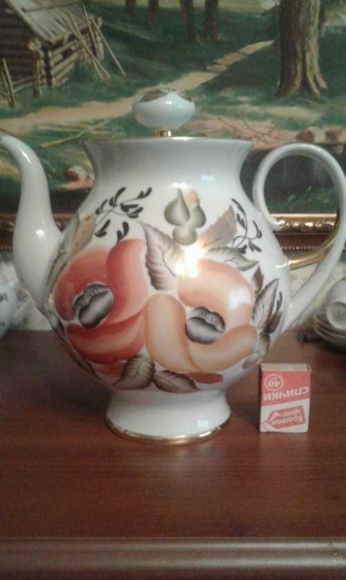 Чайник большой доливной фарфор лоз