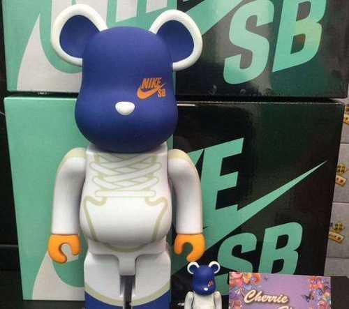 Bearbrick Nike SB