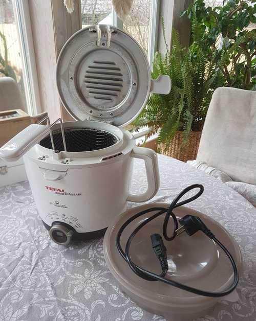Фритюрница Tefal FA 7001 Snack Oleoclean