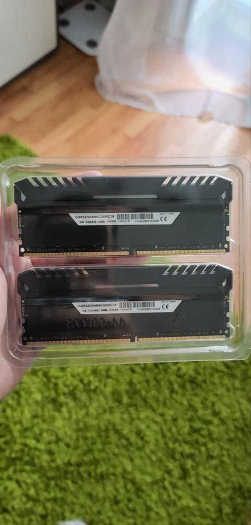 Corsair vengeance RGB 16Gb 2x8 3200Mhz DDR4