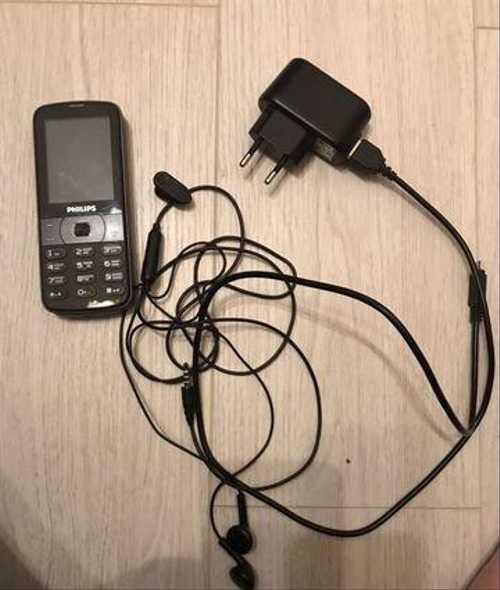 Телефон Philips xenium E560