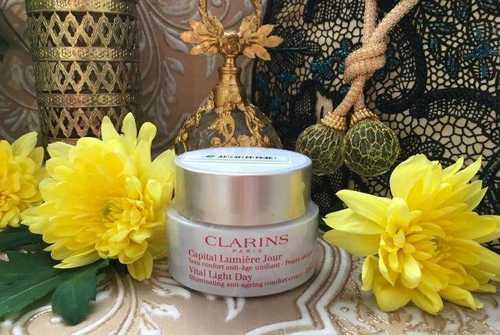 Clarins Capital Lumiere крем дневной Кларанс