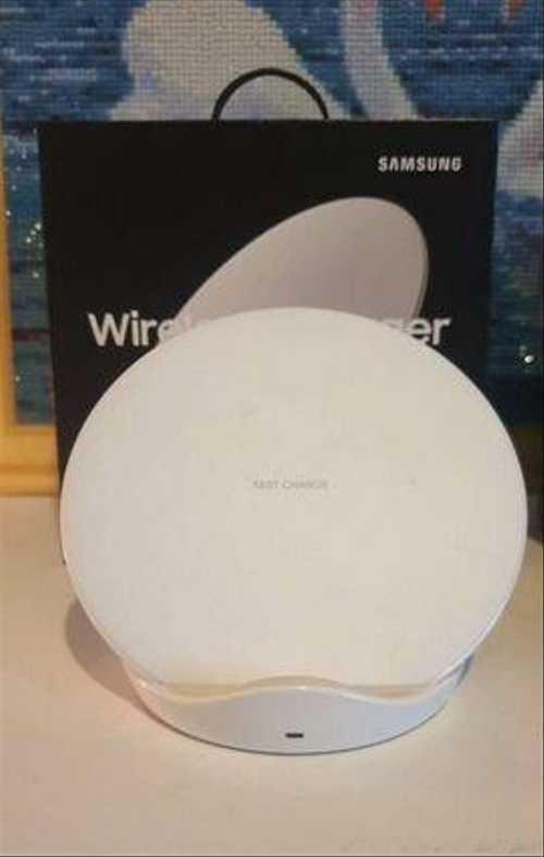 Samsung wireless Charger stand