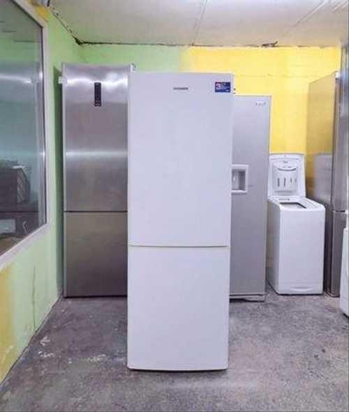 Холодильник Samsung Full Nofrost белый бу
