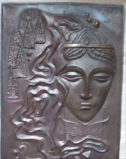Панно-чеканка "Хозяйка" СССР