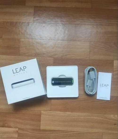 Контроллер движений Leap motion