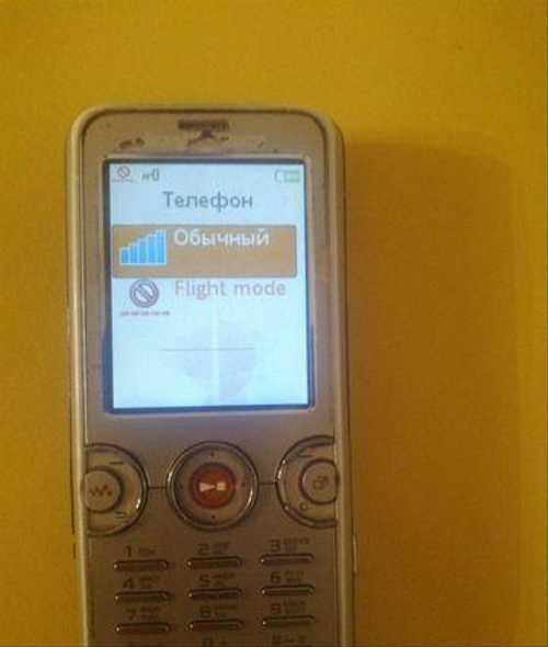 Телефон sony ericsson w610i