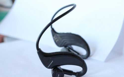 Bluetooth-гарнитура Plantronics BackBeat 903+