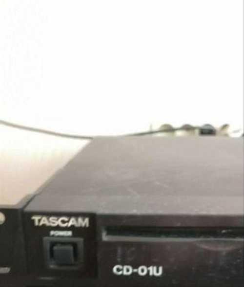 Профессиональный сд плеер tascam cd 01u