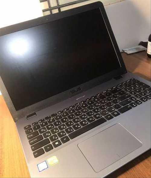 Ноутбук 15.6” asus VivoBook X542UF