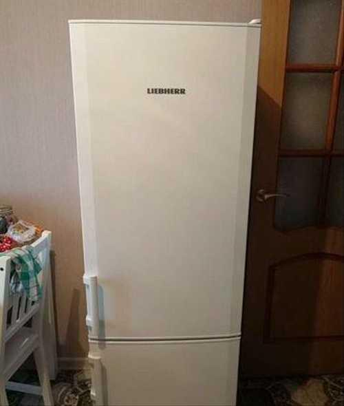 Двухкамерный холодильник Liebherr бу