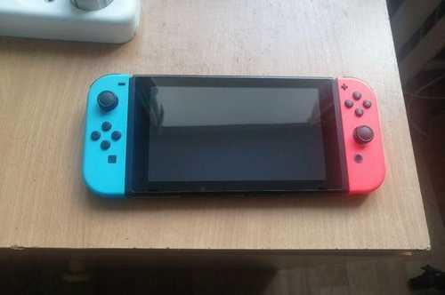 Продам Nintendo switch