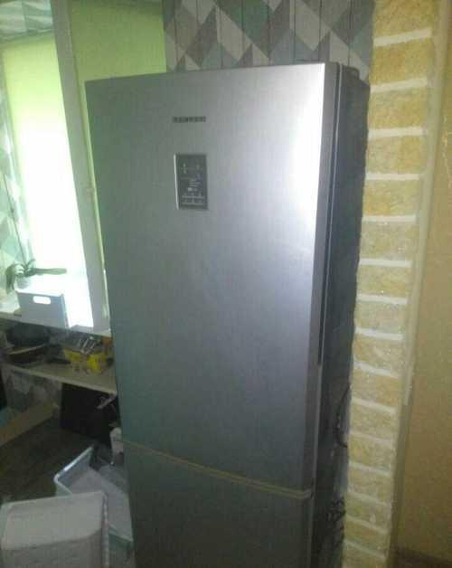 Холодильник Samsung full NO frost