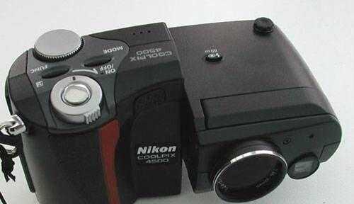 Цифровая фотокамера Nikon CoolPix 4500