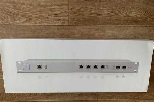 Маршрутизатор Ubiquiti UniFi Security Gateway (usg