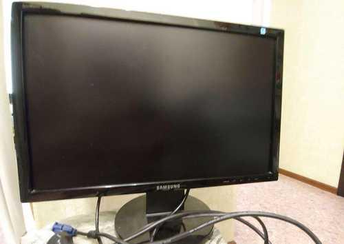 Монитор Samsung SyncMaster 2243LNX 22"