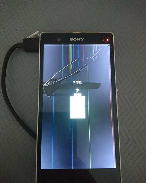 Телефон Sony Xperia Z (сломан дисплей)