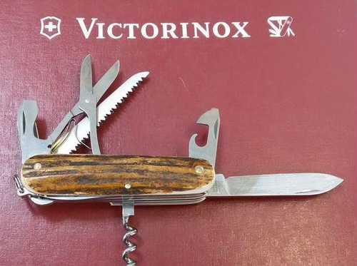 Продам Victorinox накладки из рога оленя