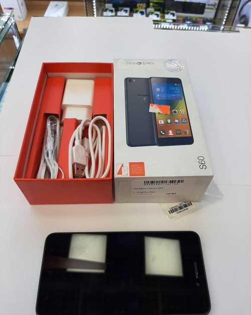 Телефон Lenovo A536 White