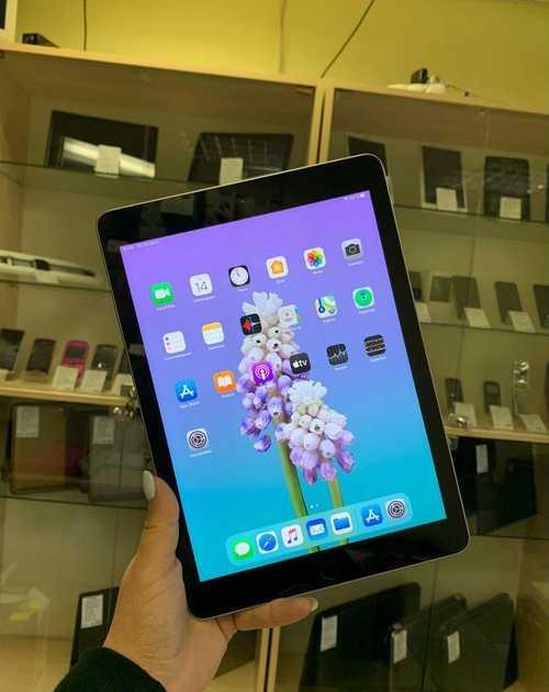 Apple iPad (2017) 32Gb Wi-Fi