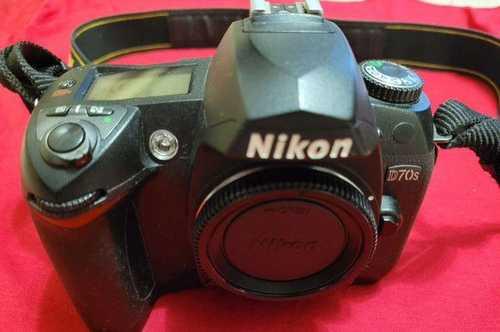 Nikon D70s Body