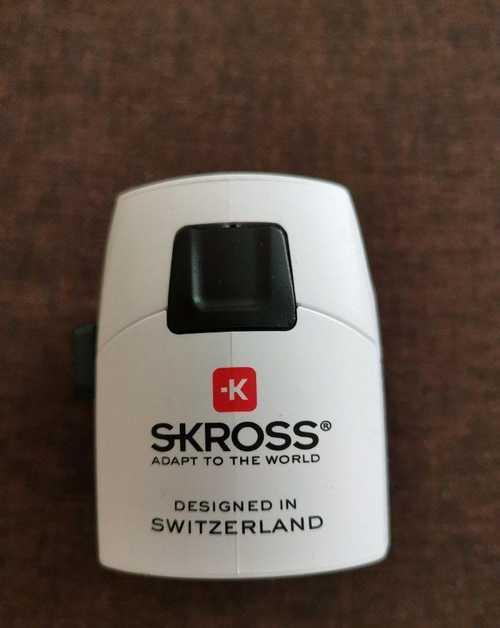 Сетевой адаптер skross World Adapter PRO