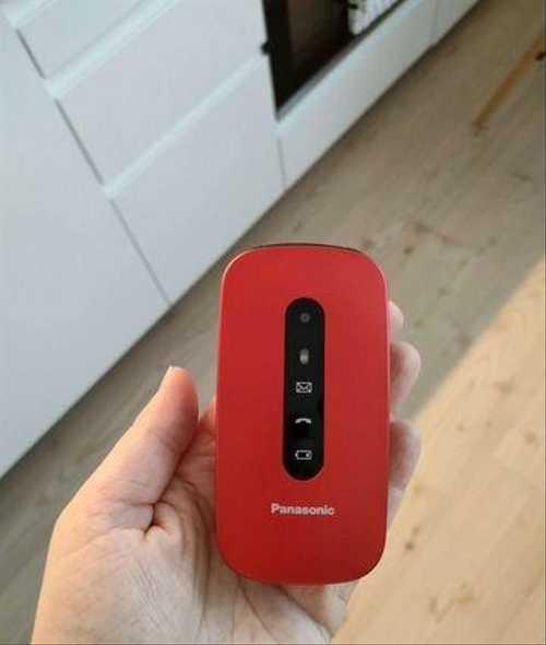 Новый мобильный телефон Panasonic TU456, красный