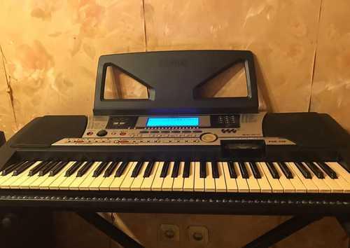Синтезатор Yamaha PSR-550 б.у