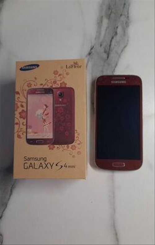 Сотовый телефон samsung galaksy S 4 mini