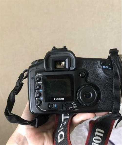 Зеркальная камера Canon EOS 20D