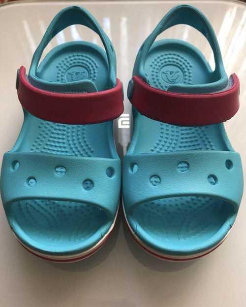 Сандалии Crocs