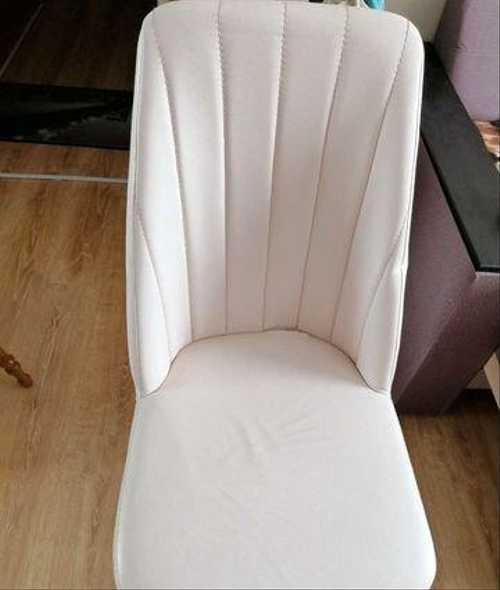 Кожанное кресло/стул