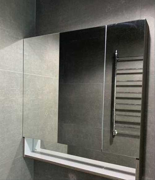 Шкаф-зеркало для ванной Roca Gap