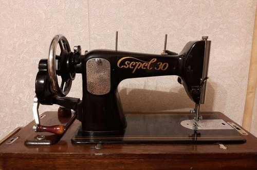 Швейная машина Csepel 30