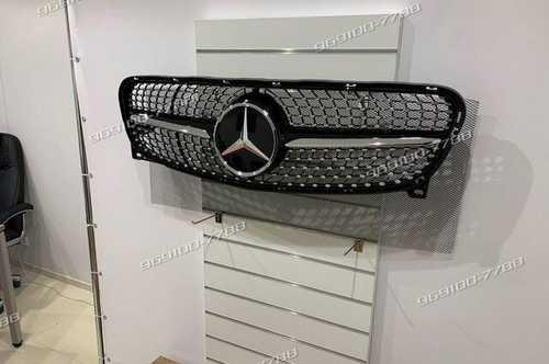 Решетка радиатора Mercedes GLA X156 Diamond Новая
