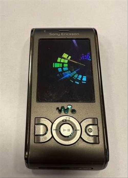Смартфон Sony Ericsson W595