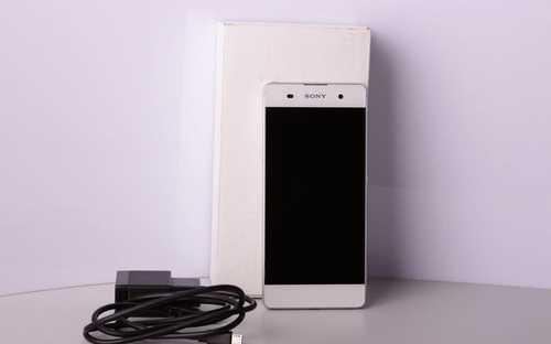 Телефон Sony F3112 Xperia XA Dual White