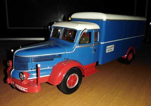 Krupp Titan Kofferwagen 1:43 Minichamps