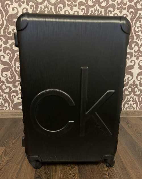 Чемодан Calvin Klein