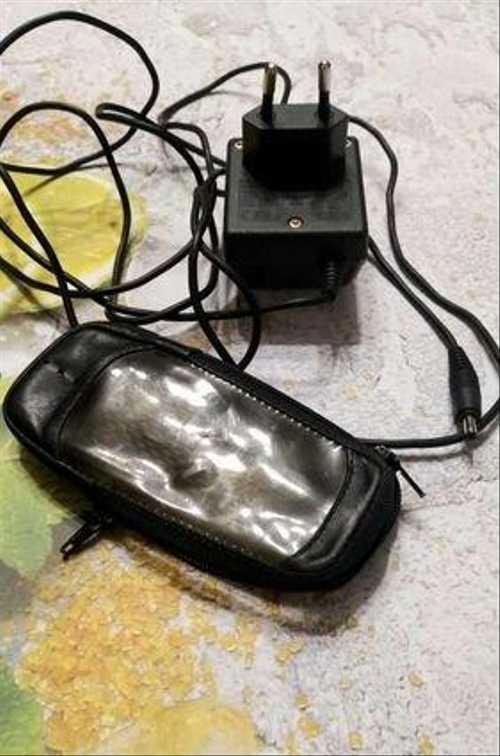 Чехол кожанный и зарядное устройство для телефона