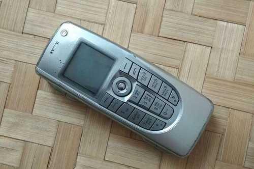 Телефон Nokia 9300 с новой батареей