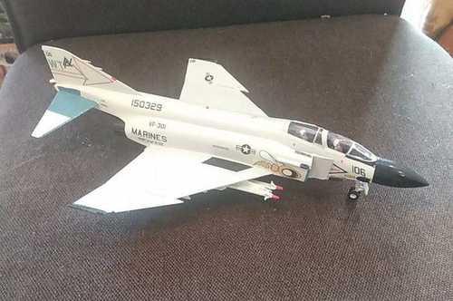 Модель самолёта F-4J Fantom-2, масштаб 1/72