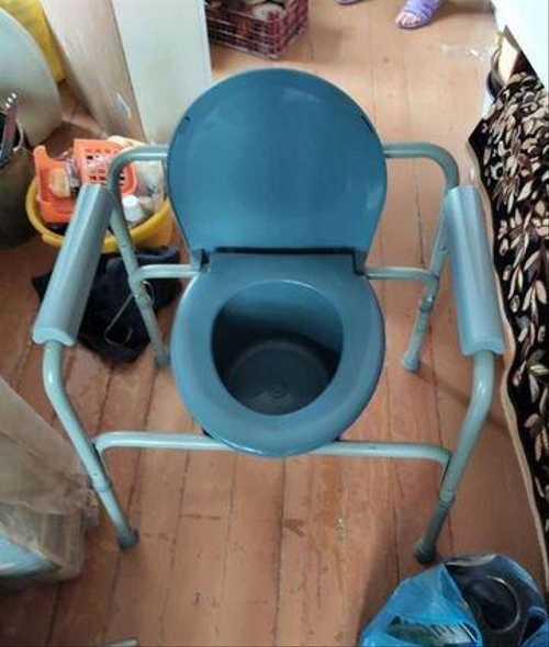 Кресло-туалет,раковина