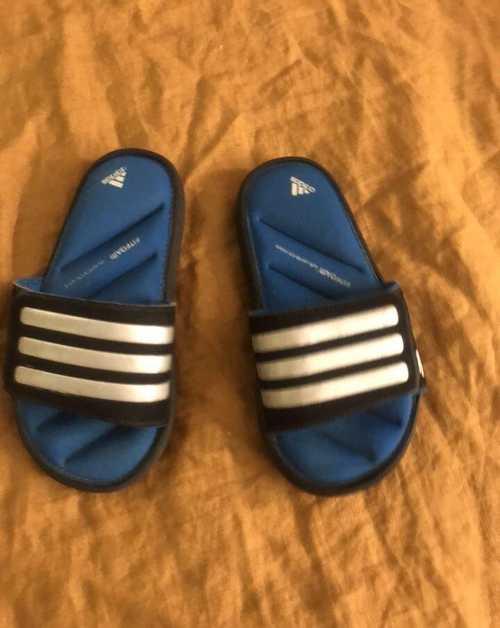 Шлёпанцы Adidas детские
