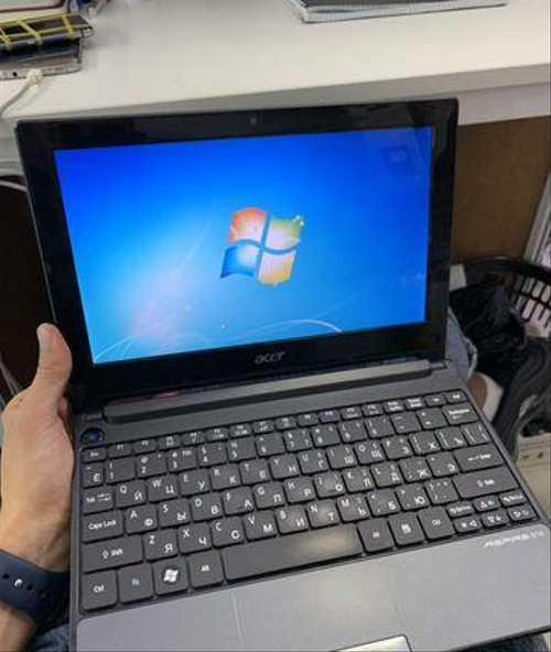 Acer aspire one