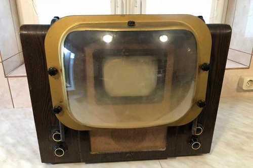 Телевизор квн-49-4/Т-1 А 1954 г с линзой