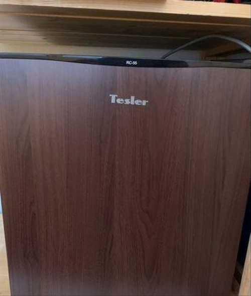 Компактный холодильник Tesler RC-55 wood