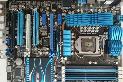 Asus P8Z68 Deluxe socket LGA1155