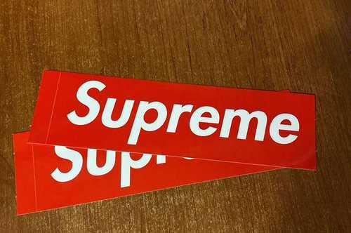 Supreme стикер